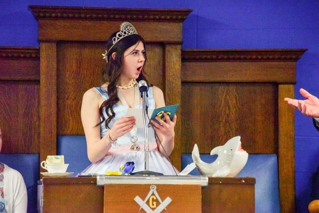 Rainbow Girls given new Rituals for the Assembly - Phoenix Lodge #154